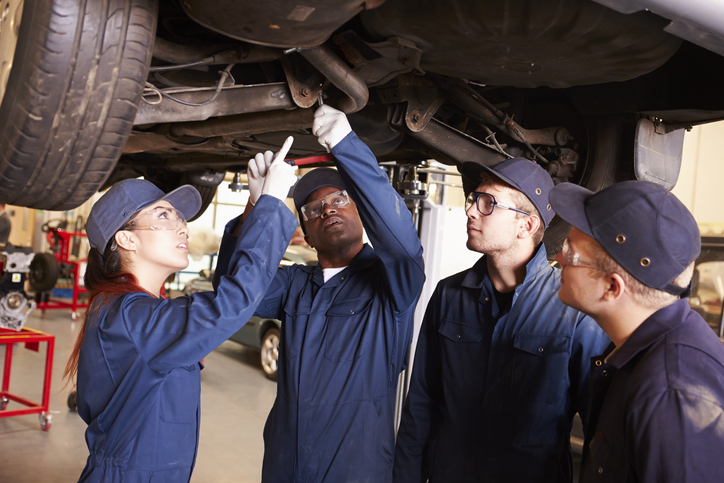 Automotive Training: Mechanic Challenges With Diesel Engines